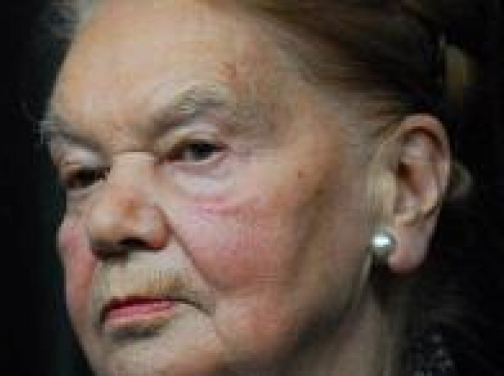 Julia Hartwig kończy 90 lat | dzieje.pl - Historia Polski