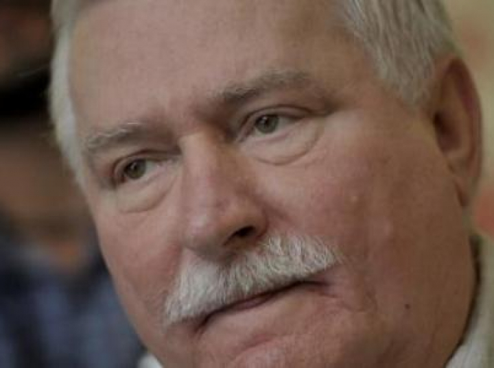 Lech Wałęsa: stan wojenny przetrącił polski naród | dzieje.pl ...