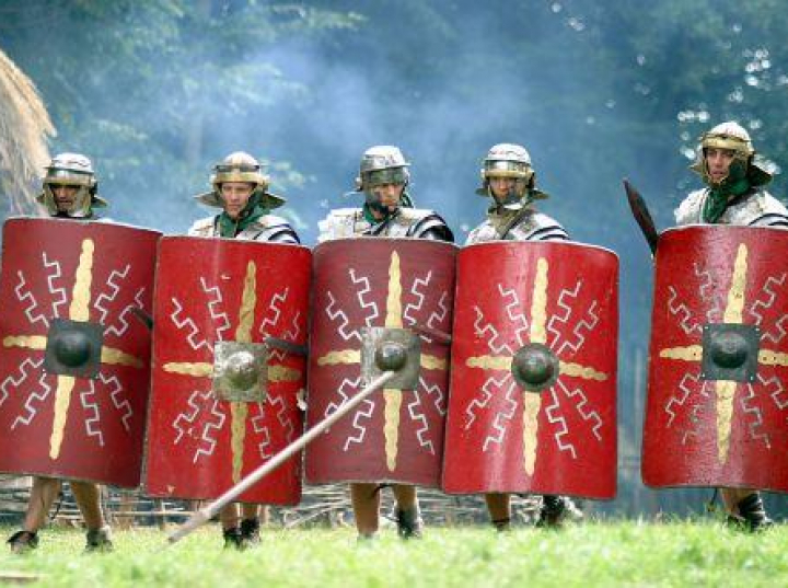 Archeolodzy z UW odkryli baraki legionistów w Bułgarii | dzieje.pl ...