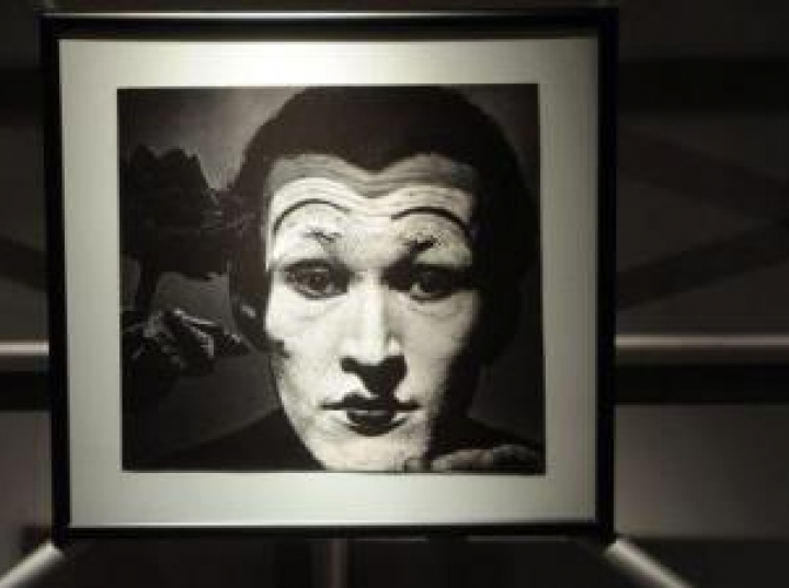 "Zamglenia i kolory" - wystawa fotografii Edwarda Hartwiga | dzieje.pl ...