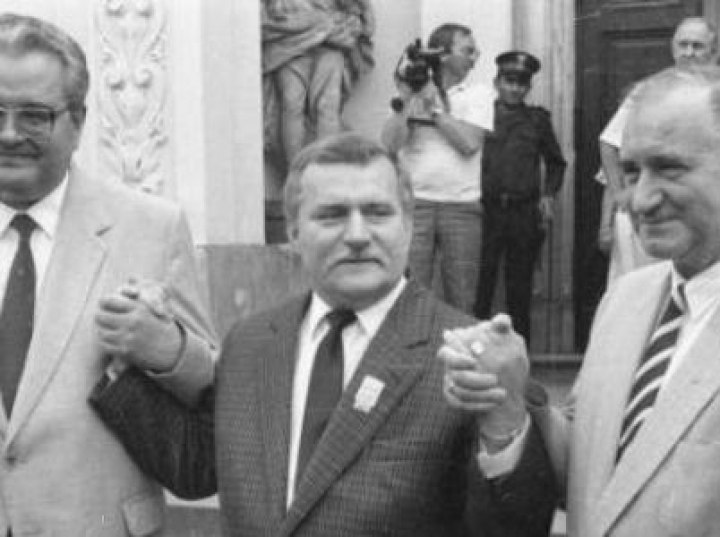 25 lat temu powstała koalicja Solidarności, ZSL i SD | dzieje.pl ...