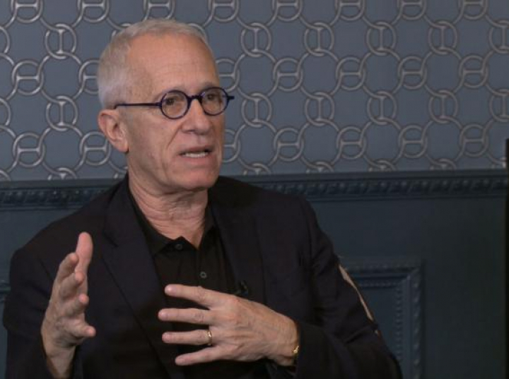 J. N. Howard: staram się przełamywać schematy i robić coś w inny sposób ...