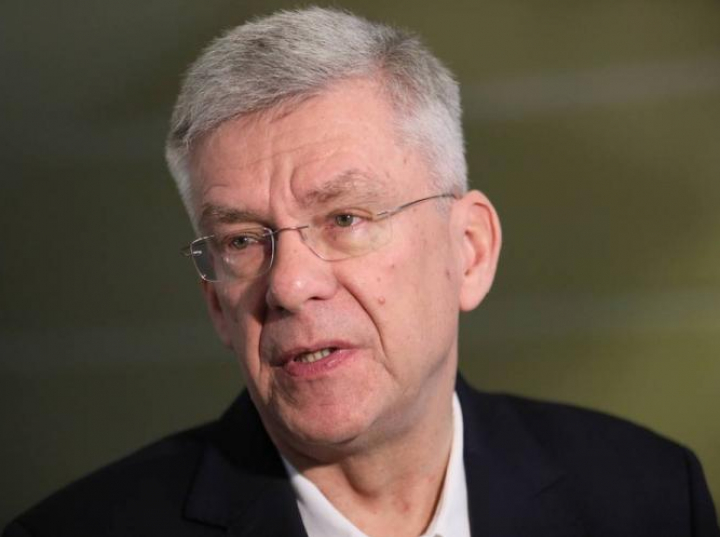 S. Karczewski: Naród to wspólnota losu pokoleń przeszłych ...