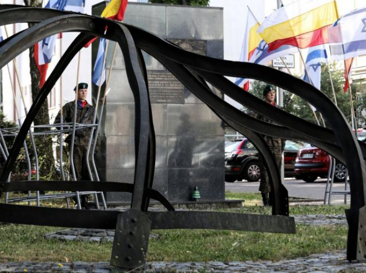 Obchody upamiętniające ofiary spalenia przez Niemców Wielkiej Synagogi ...