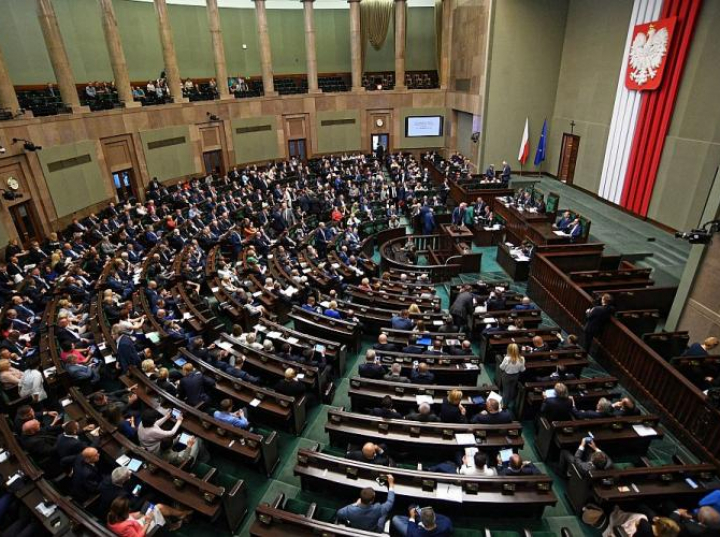Sejm przyjął prezydencką nowelizację ustawy o weteranach | dzieje.pl ...