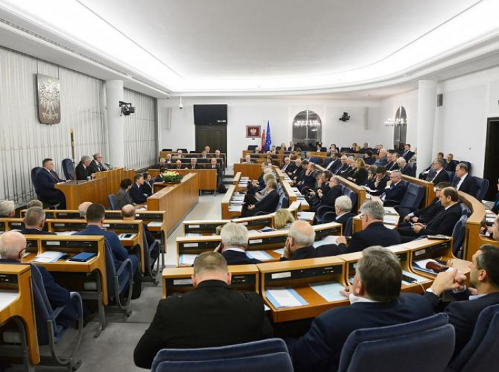 Senat za nowelą ustawy o organizowaniu i prowadzeniu działalności ...
