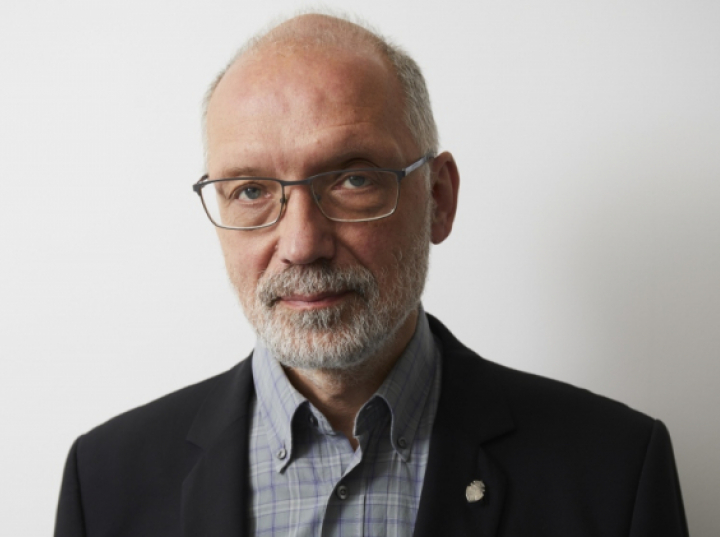 Prof. A. Nowak: panowanie królowej Elżbiety przypomina, czym jest ...