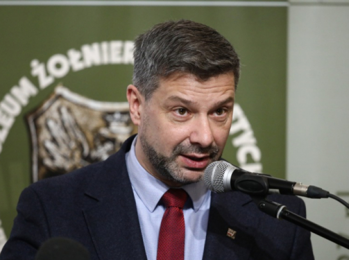 Dr hab. F. Musiał: gdyby bezpieka uważała materiały kompromitujące ...