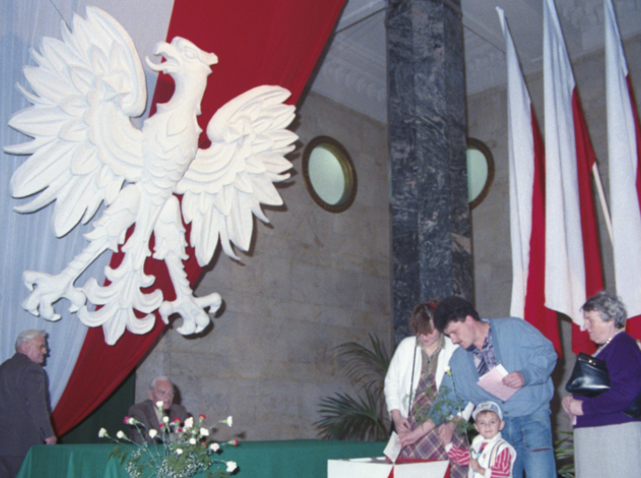 Wybory 4 czerwca 1989 r. - 35. rocznica - Rocznice | dzieje.pl ...