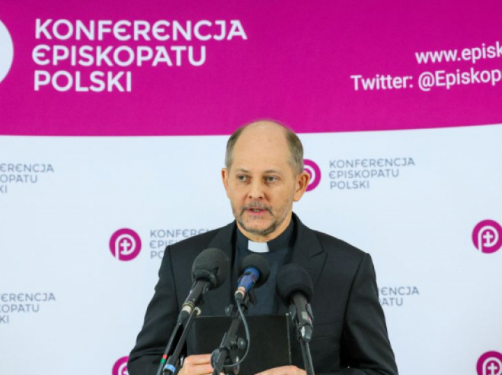 Prezydium Episkopatu i PRE proszą I prezes SN o skierowanie do TK rozporządzenia ws. lekcji ...